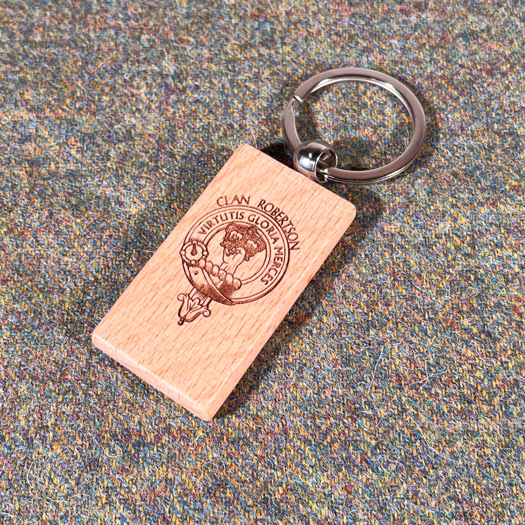 Robertson Clan Crest Keyring