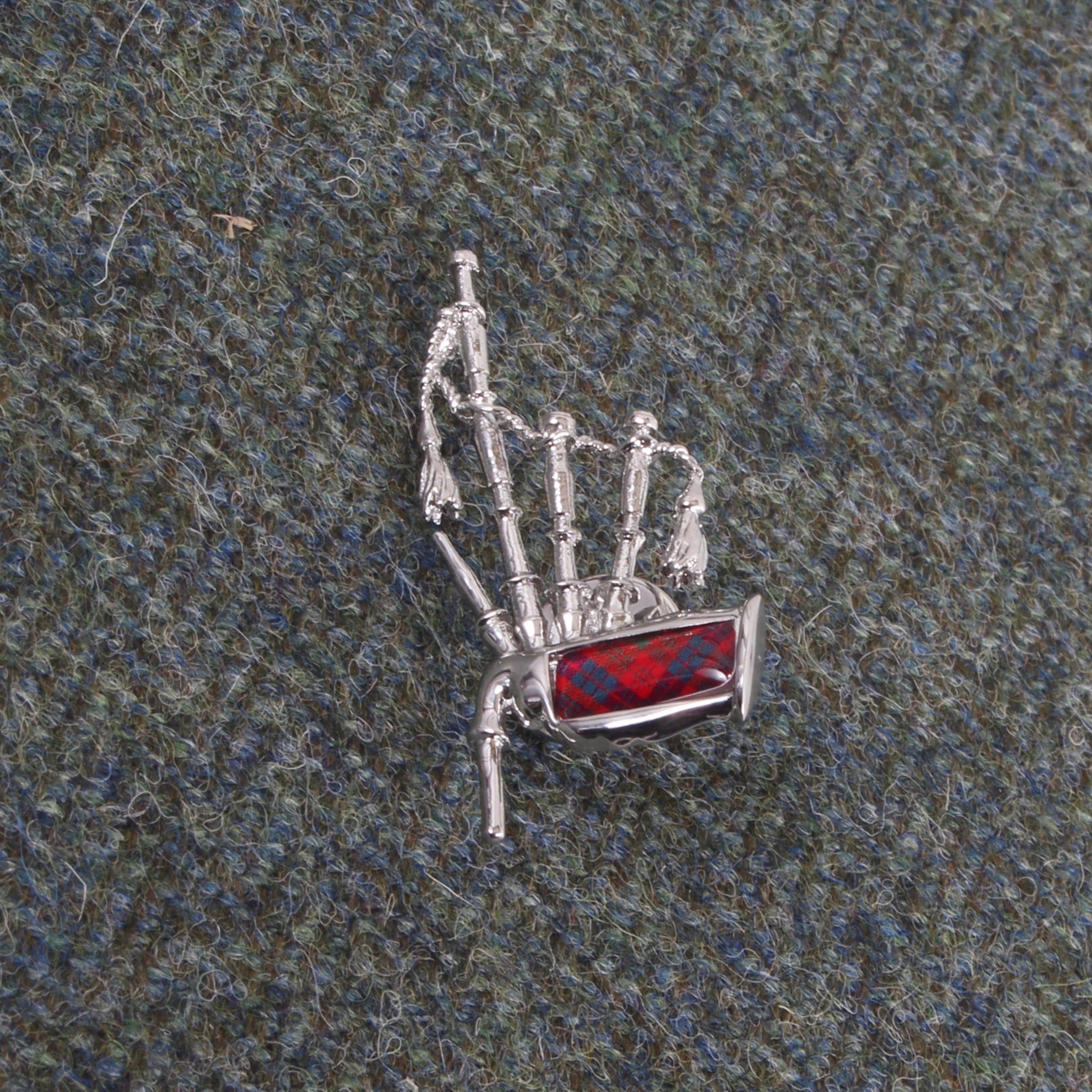 Bagpipe Pin Badge - Scottish Pride Accessory